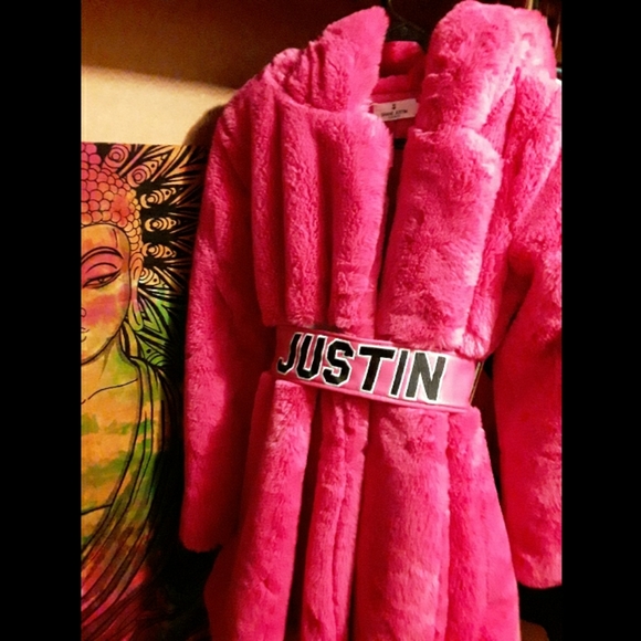 Shane Justin | Jackets & Coats | Shane Justin Vegan Fur Coat | Poshmark